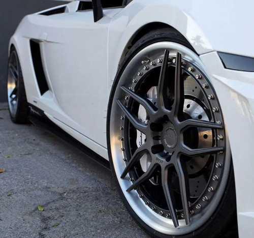 Lamborghini Gallardo двухсоставные кованые диски