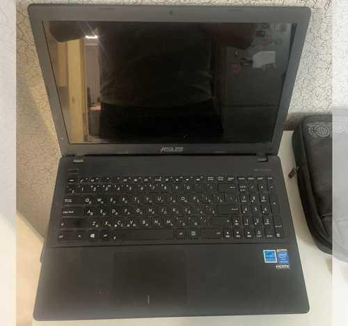 Ноутбук asus x551c