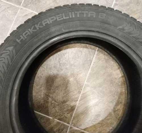 Nokian Tyres Hakkapeliitta 8 215/55 R16 97T