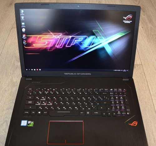 Игровой ноутбук Asus Strix