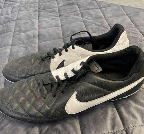 Бутсы Nike Tiempo