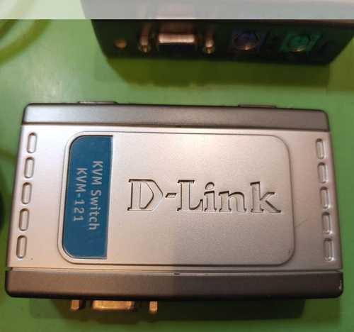 KVM переключатель D-Link KVM-121