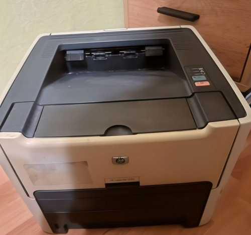 Лазерный принтер черно-белый HP Laser jet 1320