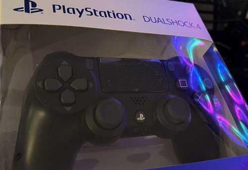 DualShock 4 v2 на PS4 (геймпад)