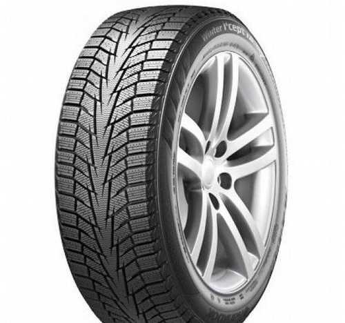 Hankook Winter I'Cept iZ 2 W616 205/70 R15