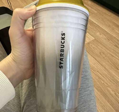 Стакан пластиковый starbucks