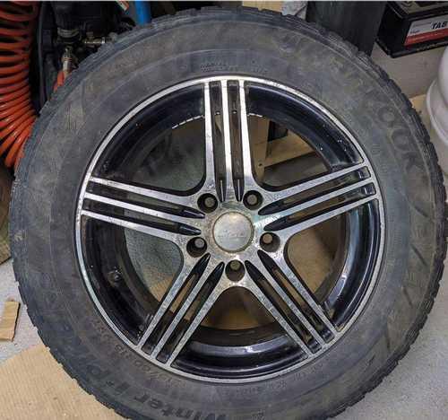 Hankook Winter I'Pike RS W419 215/60 R16