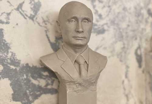 Бюст Владимира Путина