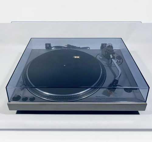 Technics SL-1700. Виниловый проигрыватель