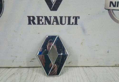 Эмблема задняя значок Renault fluence