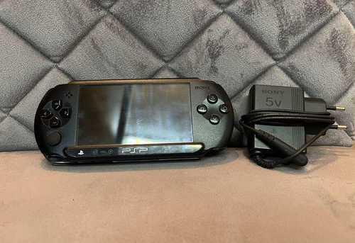 Sony PSP e1008 прошитая с играми