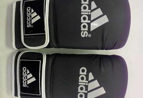 Боксерские перчатки adidas реплика