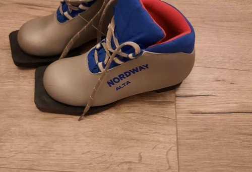 Лыжные ботинки детские 32р nordway