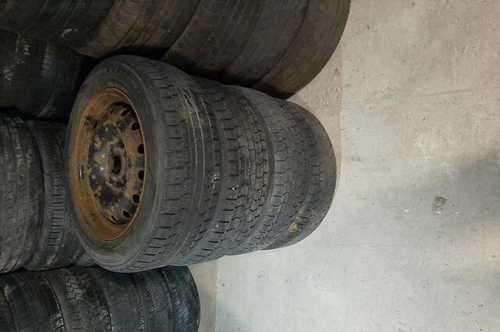 195/60 R15 Dunlop Graspic DS1 Зима Штампованные R1