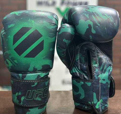 Боксерские перчатки UFC