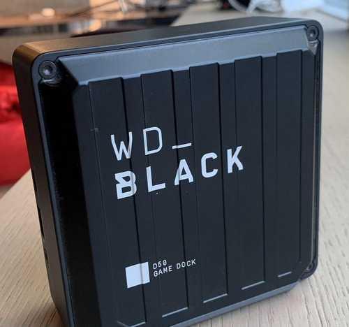 Док-станция Western Digital WD black D50 Game Dock