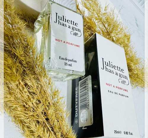 Тестер Duty Free Juliette has a Gun Not A Perfume