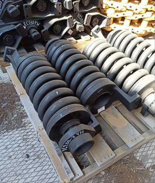 Натяжитель цепи Komatsu PC200