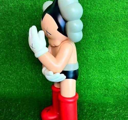 Kaws 70 см рукалицо