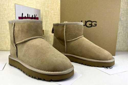 Женские угги UGG Australia