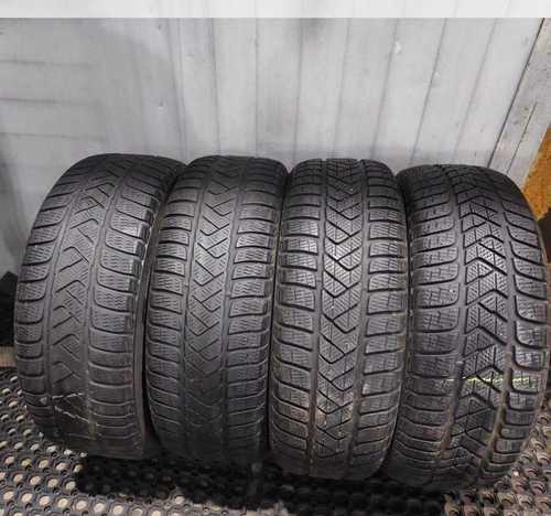 Pirelli Winter Sottozero 3 215/60 R16 200H