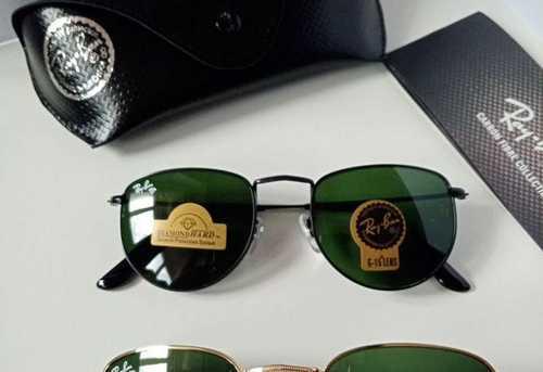 Солнцезащитные очки Ray-Ban зелёные стекло