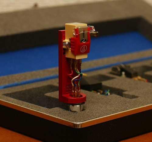 Audio Technica AT-10 G RD Шелл