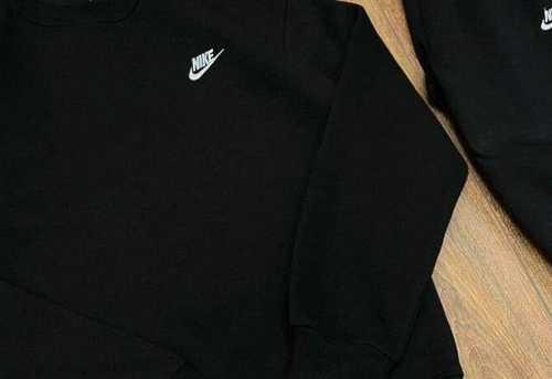 Черный спортивный костюм Nike