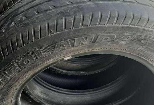 Yokohama 104ZR 225/65 R17 102