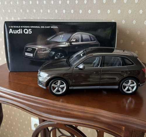 Продаю модель Audi Q5 для коллекции 1:18
