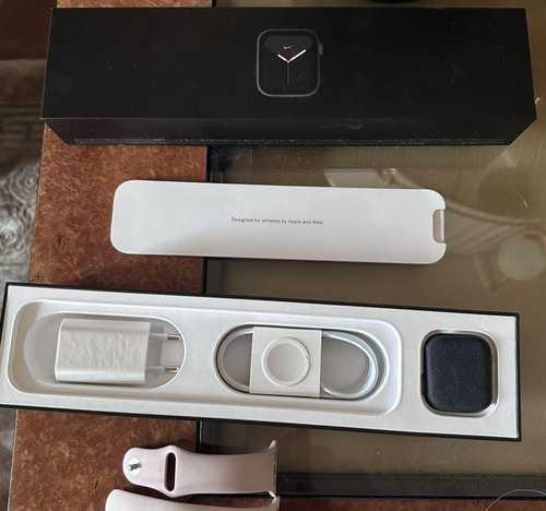 Часы apple watch 5 40 mm