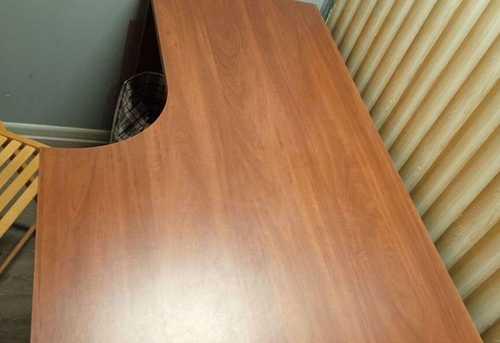 Письменный стол угловой