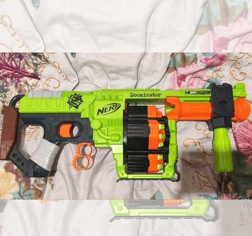 Бластер Nerf Doominator