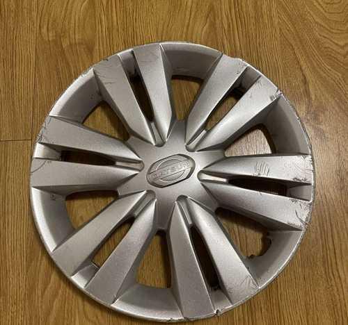 Продаю колпаки на колеса datsun 1,4 б/у