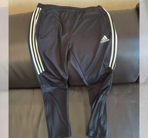 Спортивные штаны adidas р. XL