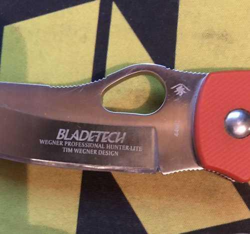 Нож складной bladetech 440C hunter lite