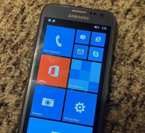 Смартфон Samsung Ativ S (Windows Phone)