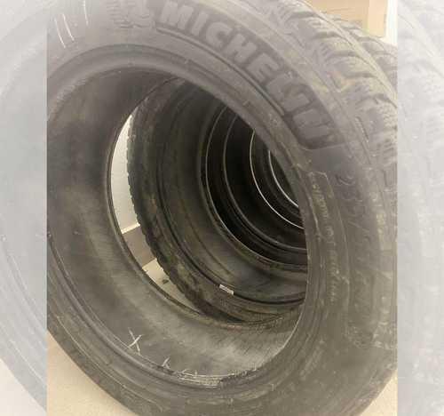 Michelin X-Ice North 4 245/50 R18