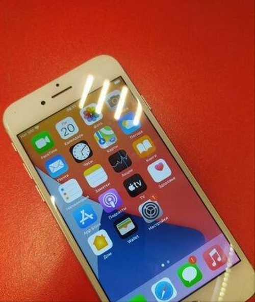 Мобильный телефон Apple iPhone 7