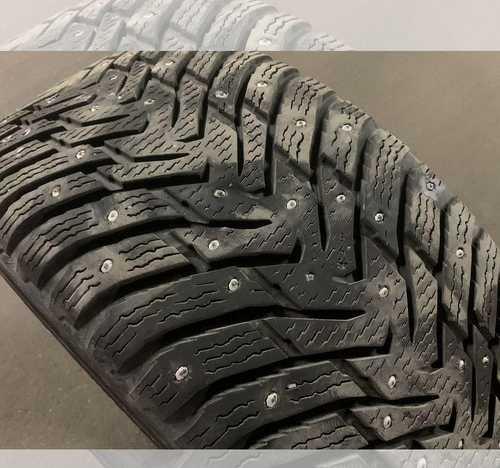 Nokian Tyres Hakkapeliitta 8 255/45 R19 104H