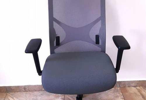 Кресло компьютерное (офисное) Narbutas