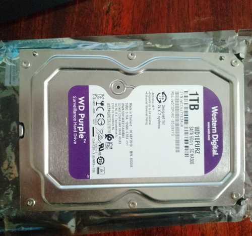 1 тб Жесткий диск WD Purple Surveillance WD10purz