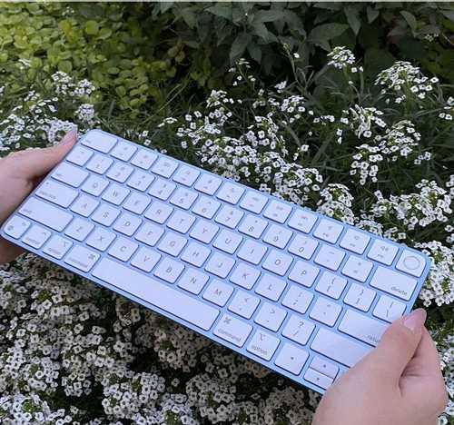 Apple Magic Keyboard 3 Touch ID – Blue