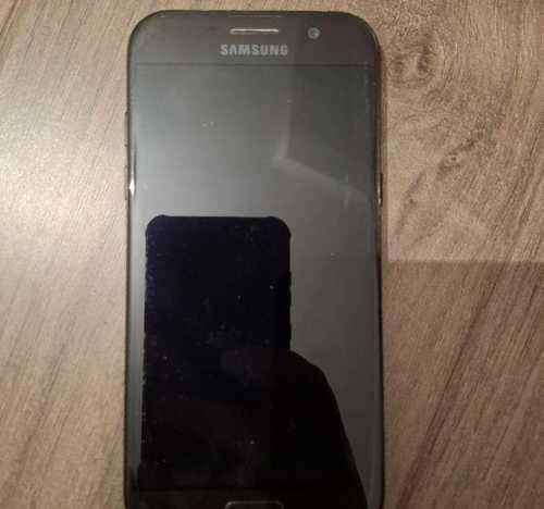 Samsung Galaxy A5 (2017) SM-A520F/DS, 3/64 ГБ