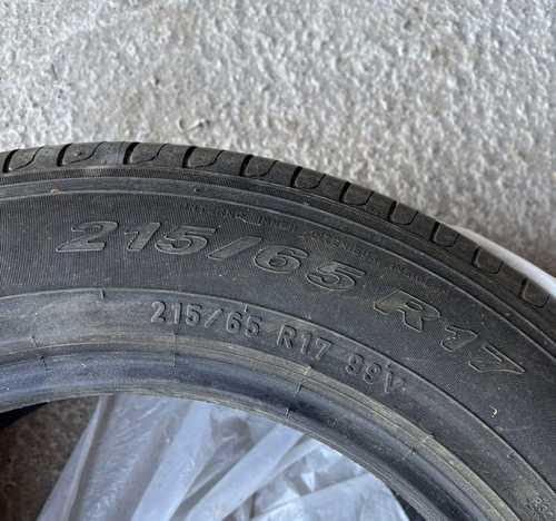 Pirelli Scorpion 215/65 R17