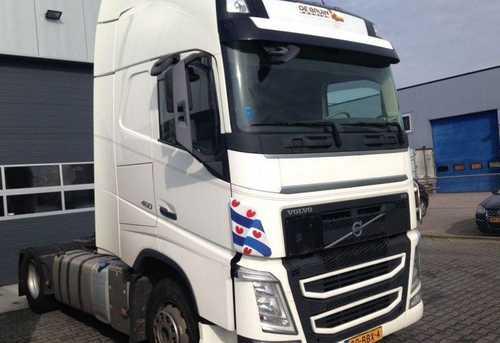 Pазбираем грузовик Volvo FH с 2013