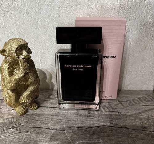 Narciso rodriguez for her