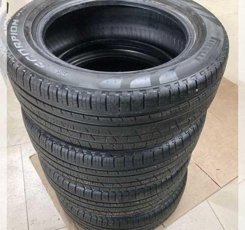 Pirelli Scorpion Verde All Season 215/60 R17 96V