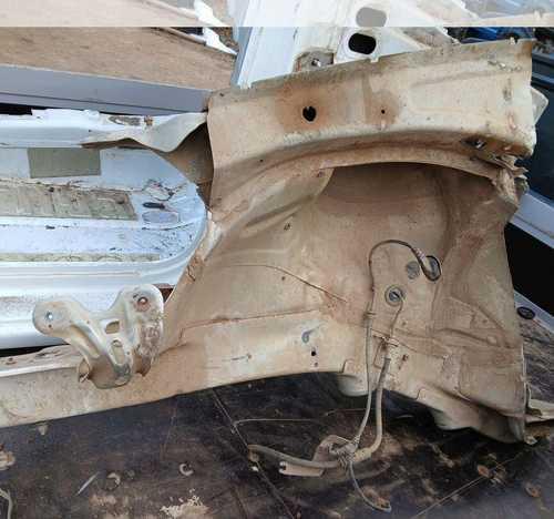 Лонжерон четверть левая volkswagen jetta 5