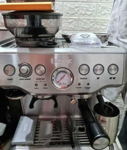 Кофеварка рожковая bork c804